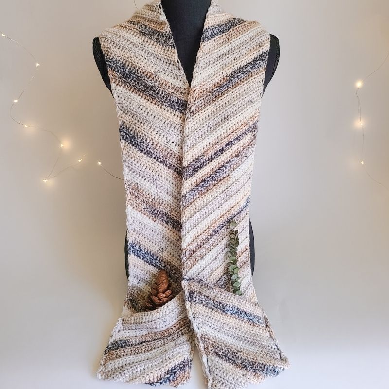 Free & Easy Crochet Pocket Scarf Pattern | Aspen Pocket Scarf